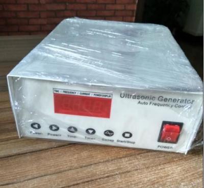 Cina Potere basso/bassa frequenza piezoelettrici del generatore di ultrasuoni della buona costruzione in vendita