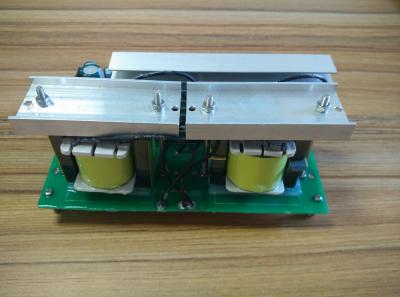Cina il bordo ultrasonico del PWB di 25khz 300W può essere usato con il trasduttore ultrasonico in vendita