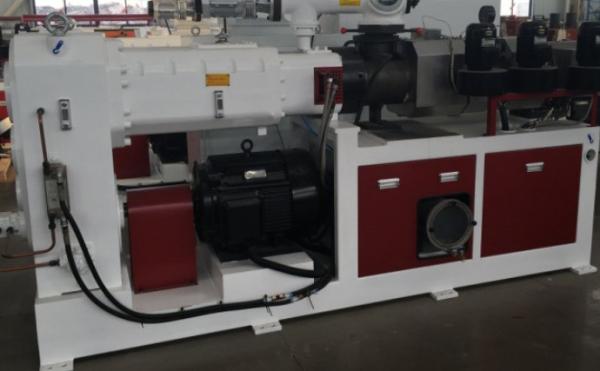 Quality Advanced Double-Screw UPVC/WPC Door Production Line with Customized Voltage for sale