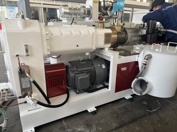 Quality 28 1 Screw L/D Ratio Co-extrustion 65/132 Extruder for Co-extrusion Applications for sale