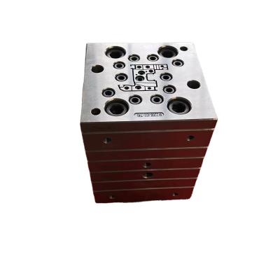 中国 オーダーメイド AutoCAD 3CR17 と UPVC 窓とドアプロフィールの排出模具を設計 販売のため