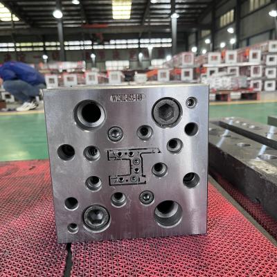 China Customized AutoCAD Designed UPVC Window and Door Profile Extrusion Mould with 3CR17 for sale