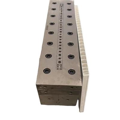 중국 가전화 닦기 처리 3CR17 UPVC 홀로 패널 문 및 벽 패널 곰팡이 판매용