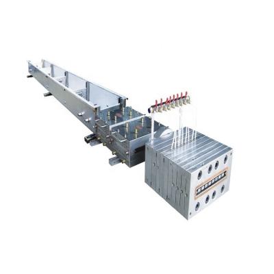 中国 PEシルバー木材の外面パネル模具 デッキフロアとドアのプラスチックエクストルーション 販売のため