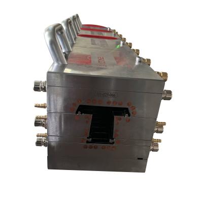 Cina Estrusione di profili UPVC per diversi disegni di porte in stampi di finestre e porte di dimensioni del cliente in vendita