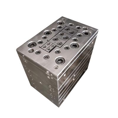 Cina 1 Estrussione di parti di profili in PVC a cavità di stampo per la progettazione di stampi per finestre e porte in AutoCAD in vendita