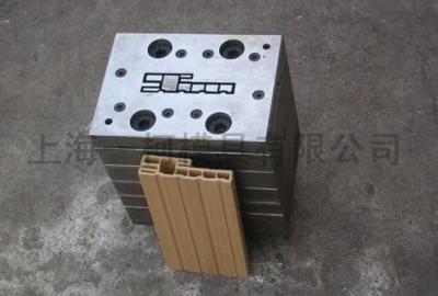 China Custom Size WPC Decking Beam Extrusion Mould Made in Huangshi with 3CR17 Material for sale