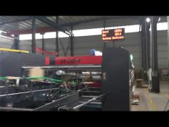 Impressora automatica di stampa in fondo, Cortadora de matriz, aglutinadora, en línea Questa macchina è una macchina da stampa automatica in retroplano.