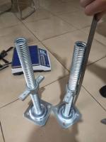 China Galvanized Adjustable 550mm Scaffold Leveling Screw Jacks for sale
