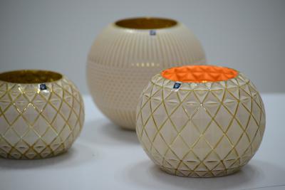 China OEM Handmade Round Inside Plating Spray Glass Vase For Decor for sale