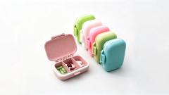 Portable 3-Compartment Travel Pill Organizer Moisture-Proof Small Plastic Pill Box Wheat Straw