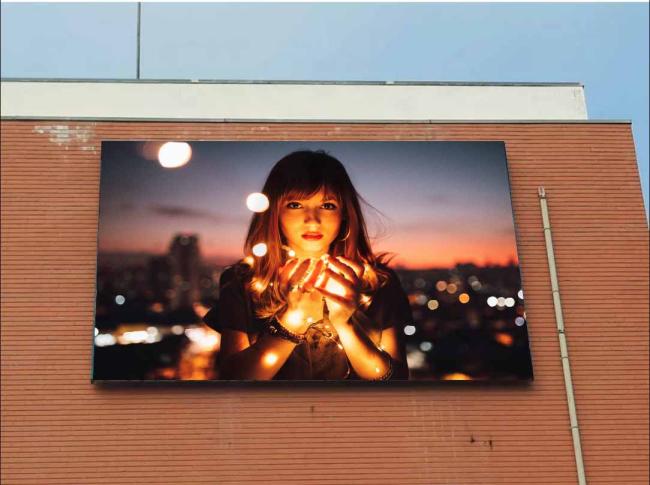  p8 im Freien vorderen Service des Bleischirmes