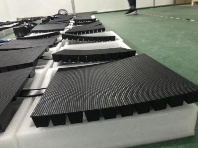 Cina La stella di nazione ha condotto la video intensità del colore pungente alto 12-16 della definizione P3.8mm IP68 del tabellone in vendita