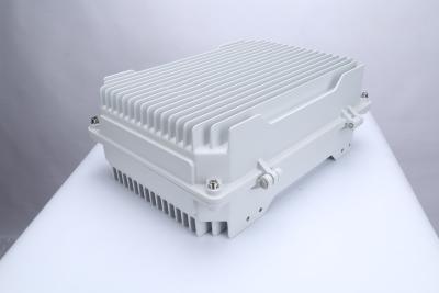中国 850mhzGsmアンプとブースター 94dbモバイルGsmDcsリピエーター 販売のため
