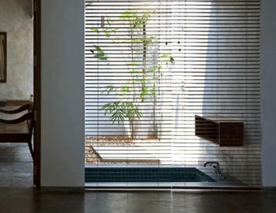 China Electric Sunshine Venetian Blinds with Tubular Motor for sale