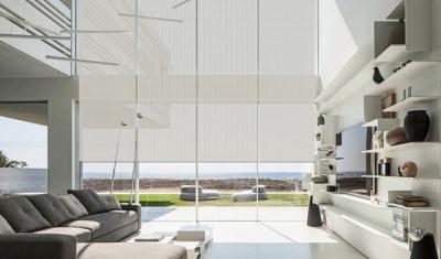 China Electric Sunshine Venetian Blinds with Tubular Motor for sale