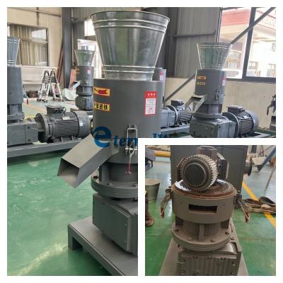 China 6-8mm Diameter Roller Rotate Wood Pellet Machine For Easy Operation And Maintenance for sale