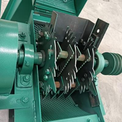 Cina Piccole macchine per pellet di legno per il mulino di pellet di legno realizzate con lame di acciaio ad alto tenore di carbonio in vendita