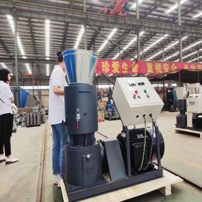 China Nova Chegada 250-400 kg/h Produção de Pelotas de Madeira Máquina de Pelotas de Madeira de Alta Eficiência à venda