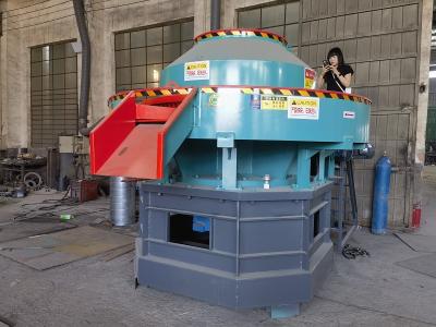 Cina Innovativa macchina per la brichettatura di biomassa a modalità ad anello per la lavorazione di rifiuti agricoli e forestali in vendita