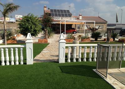 China Fireproof Residential Artificial Grass Low Maintenance Heavy Metal Free for sale