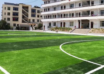 China PE Soft Futsal Artificial Grass Rebound Resilience UV Resistance Green Color for sale