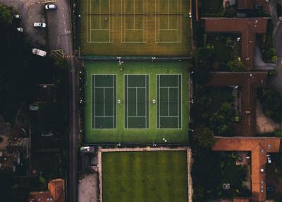 China 20mm Monofil PE Fake Grass Tennis Court Anti UV For Sports ISO Certificate for sale