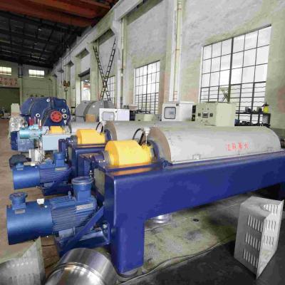 Cina Il decantatore continuo di depurazione di olio centrifuga 30kW 4,17 L/D automatici in vendita