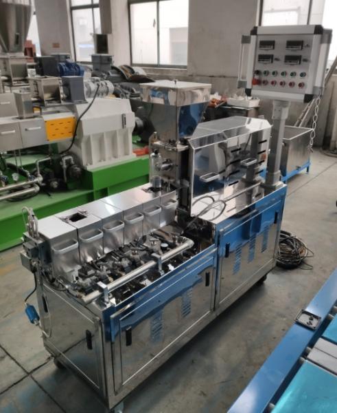 Quality Lab Twin Screw Extruders for Masterbatch Plastic Extruder Price for sale