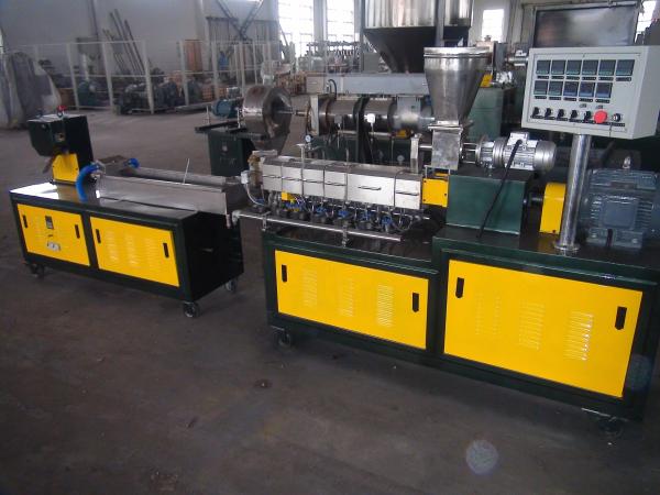 Quality Lab Twin Screw Extruders for Masterbatch Plastic Extruder Price for sale