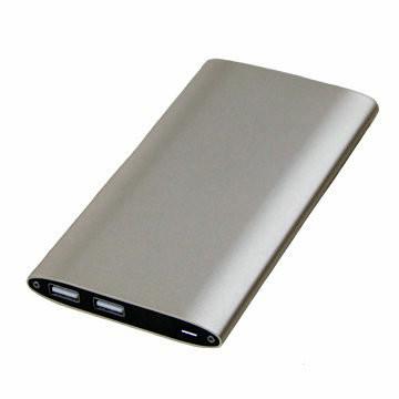 China LCD Metal Smart Dual USB Power Bank , Fashion Cell Phone Power Pack for sale