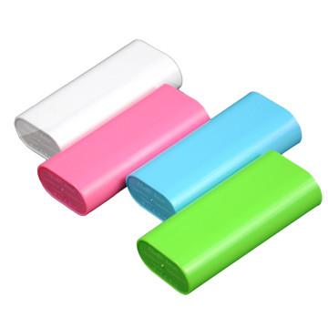 China Slim Backup 5200mAh Mobile Portable Power Bank With Phone Charger for sale
