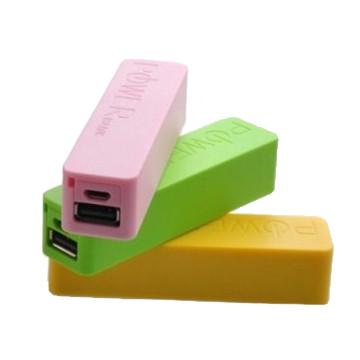 China Mini USB Smartphone Power Pack , 2600mAh Rechargeable Portable Power Bank for sale
