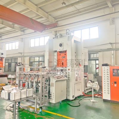 Cina Contenitore del foglio di alluminio 24KW che fa la macchina di fabbricazione del foglio di alluminio della macchina 50HZ in vendita