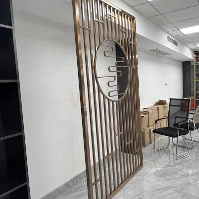 Cina Il laser decorativo della divisione dello schermo di acciaio inossidabile di 1250mm ha tagliato il divisorio del metallo del ristorante dell'hotel in vendita