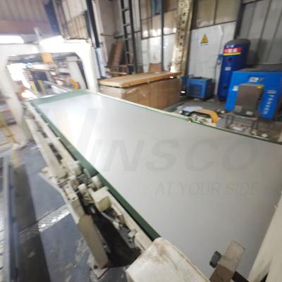 Cina AISI 304 304L Coldway 2500mmx1250mm 1.2mm Spessore di acciaio inossidabile ad alta efficienza 2b Finish Mill Edge Sheet in vendita
