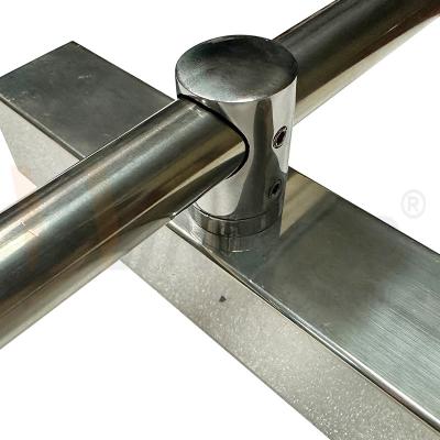 Cina SS 304 316 Balustrade Fittings Mirror Satin Cross 1/2'' 16mm 19mm Stainless Steel Bar Holder For 38.1mm 44.4mm 2'' Pipe in vendita
