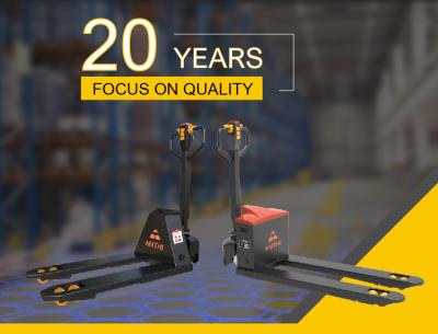 Cina Forklift elettrico con batteria al litio ricaricabile 1 tonnellata 2 tonnellate in vendita