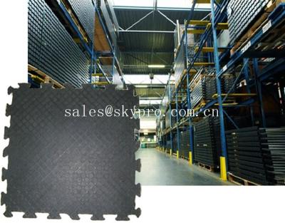 China Texturas adaptables antifatiga antirresbaladizas de la estera de goma que entrelazan en venta