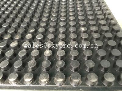 China Esteras de goma del perno prisionero de la estera de la alta moneda de goma redonda de la altura lisas en venta