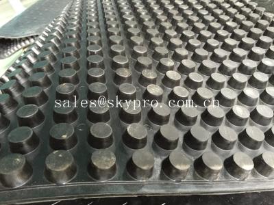 China Esteras de goma del perno prisionero de la estera de la alta moneda de goma redonda de la altura lisas en venta