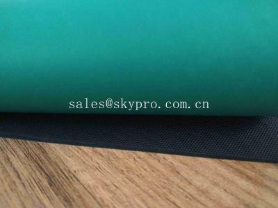 China Thin 2mm Green Workbench Table ESD Rubber Mats Natural Rubber Material For Production Line for sale