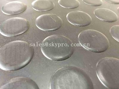 中国 取付けること容易の着色された商業床のマット シート非多孔性 販売のため