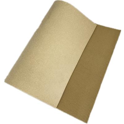 China Natural NR Rubber Sheet 40 Shore Gum Rubber Anti Abrasion Tear Resist Tan Color for sale