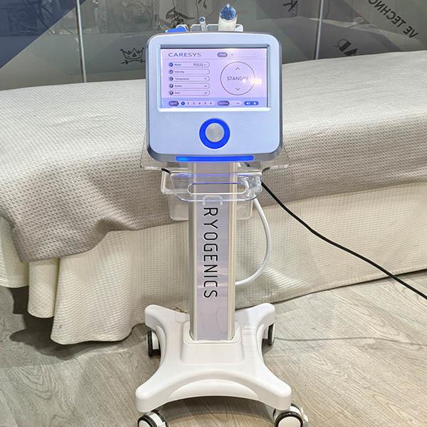 Quality Get Glowing Skin With Cold And Heat Electroporation Skincare System D501 The for sale