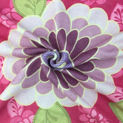 Cina Tessuto stampato fumetto fiorito del panno di pulizia di Microfiber su misura in vendita