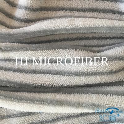 Cina Mucchio di torsione del tessuto di Microfiber e panno duro della ricarica di pulizia del pavimento del panno di Byed dell'iarda del tessuto di seta in vendita