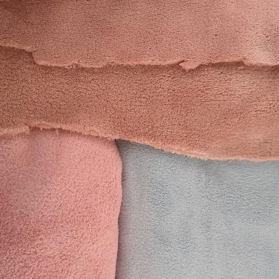 Cina 300GSM 80 poliammide Microfiber Coral Fleece For Hair Turban del poliestere 20 in vendita
