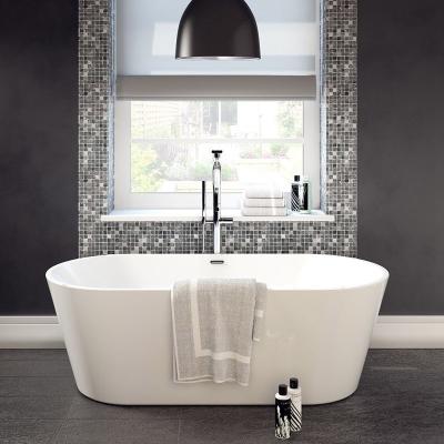 China Frische reine Acrylfolie, ovale Form, frei stehende Badewanne mit zentraler Abflussplatzierung zu verkaufen
