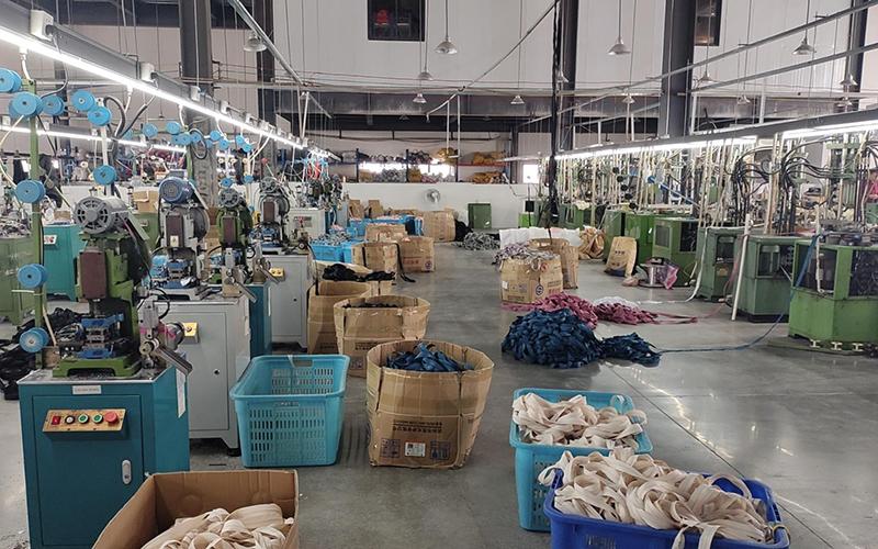 Fornitore cinese verificato - Yiwu Yunshuo Zipper Co., Ltd.